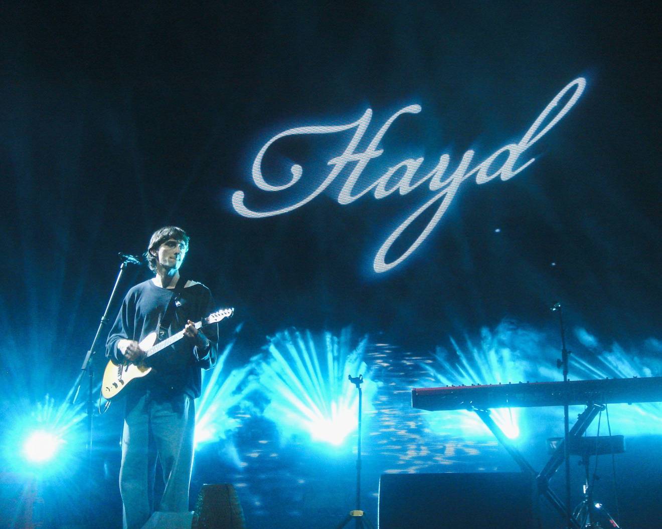 用音樂擁抱青春與心碎全球破億金曲〈Head in the Clouds〉創作新星 Hayd，11/19 首度來台開唱 - TRENSSE